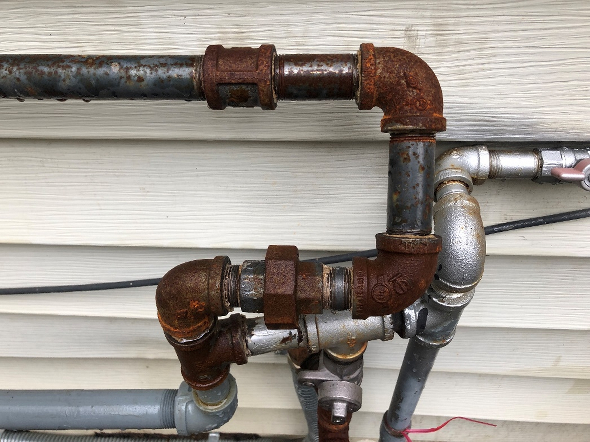 Common Signs You Have Corroded Pipes - HJ Pertzborn